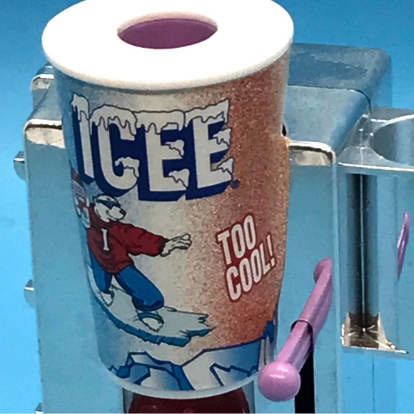 Barbie | Toys | Rare 997 Barbie Mini Mart Icee Machine Only See Notes ...